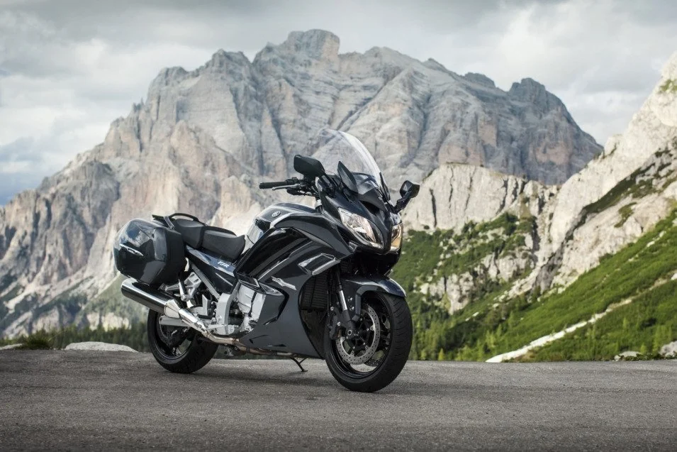 Best Motorcycle Tyre and Size Guide for the Yamaha FJR 1300 - Blog